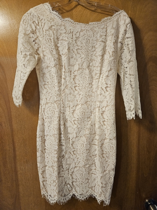 Soieblu | Dresses | Soieblu Cream Floral Lace Sheath Dress With ...